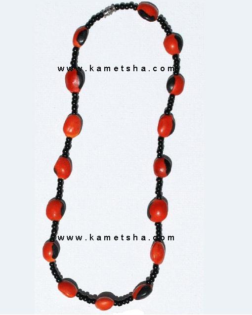 Artesanía y Bisutería Peruana: Collares de Huayruro 12