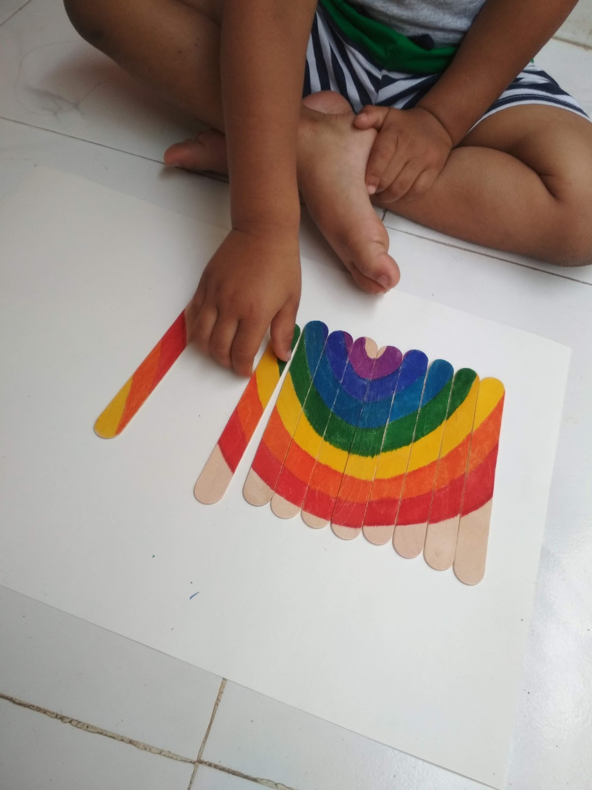 Sonshine Mumma: Popsicle Sticks Rainbow Puzzle