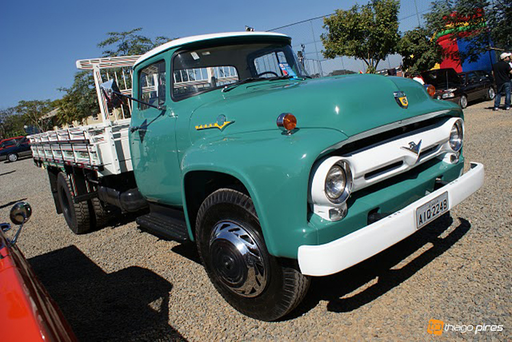 Ford F600/350: Os pioneiros caminhões da Série F