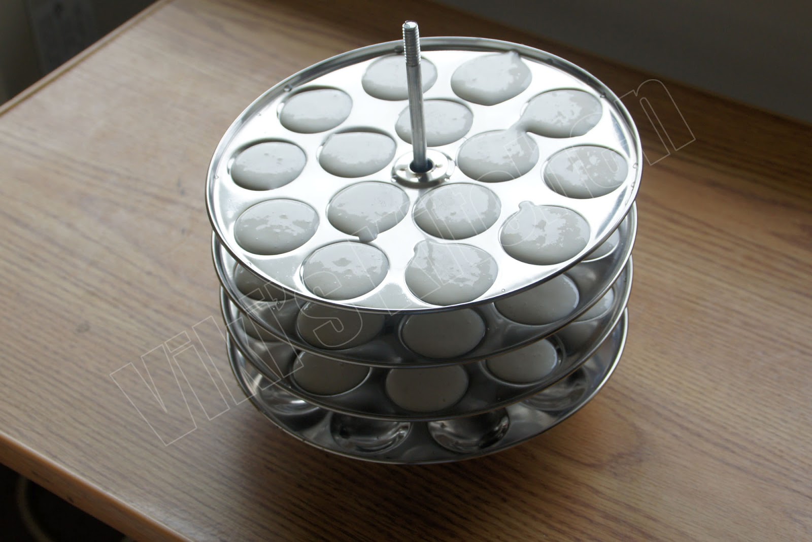 Viki 's Kitchen: Sambar mini idly