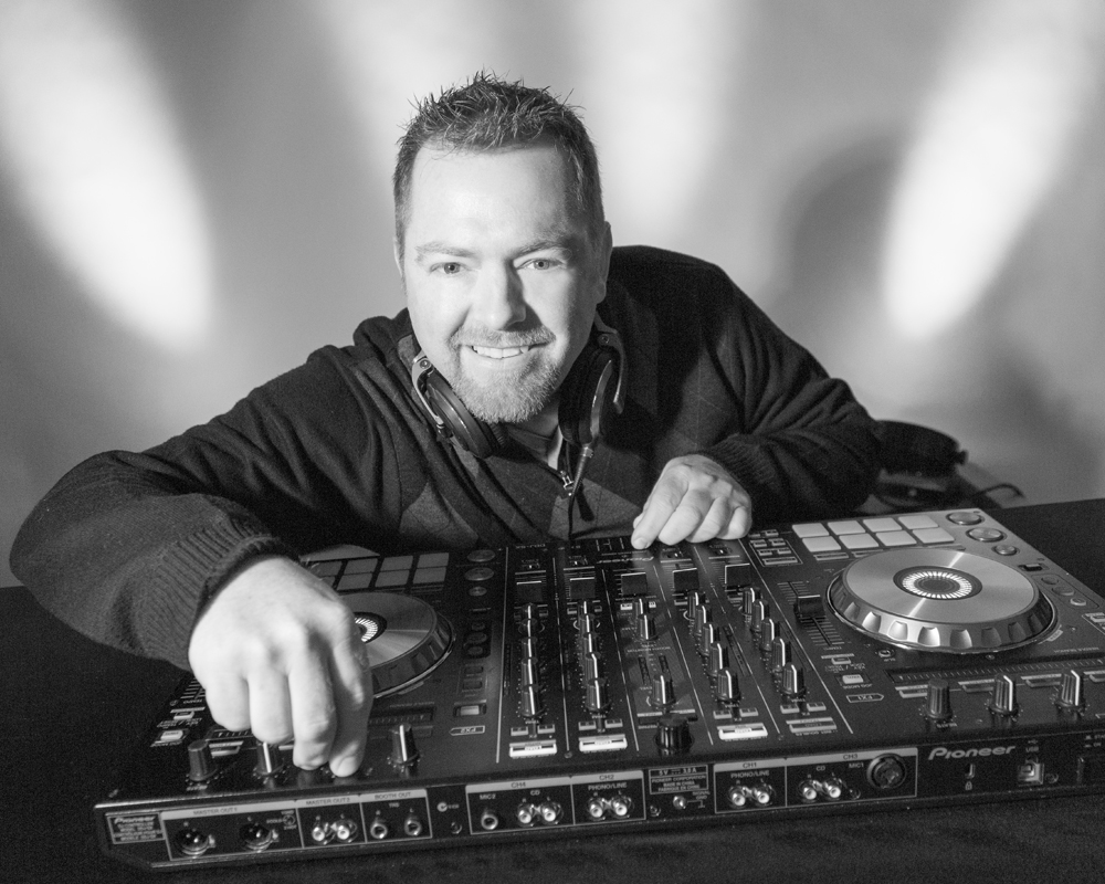 DeeJay Absolute - Wedding DJ Vancouver