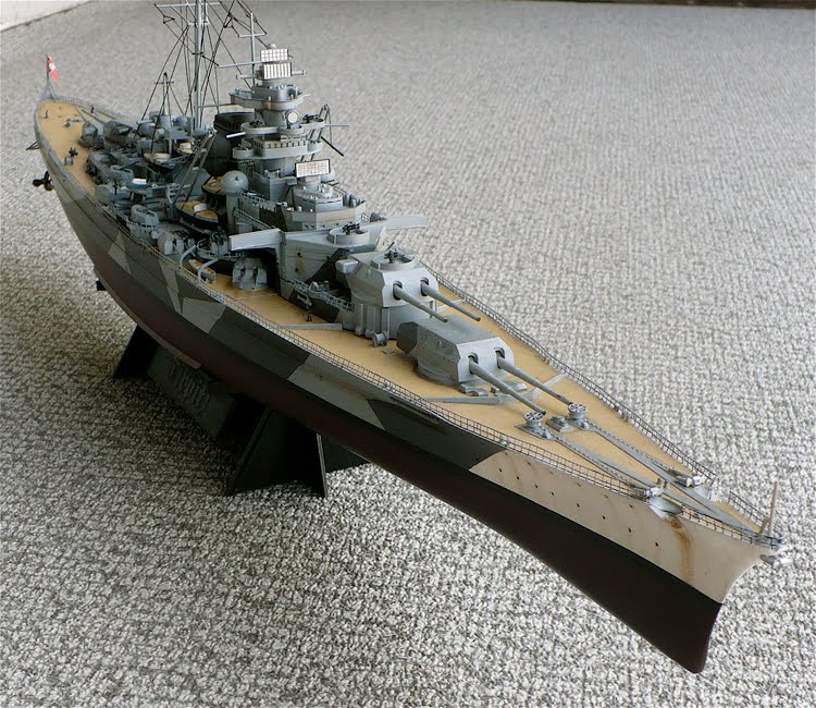 The Great Canadian Model Builders Web Page!: Tirpitz