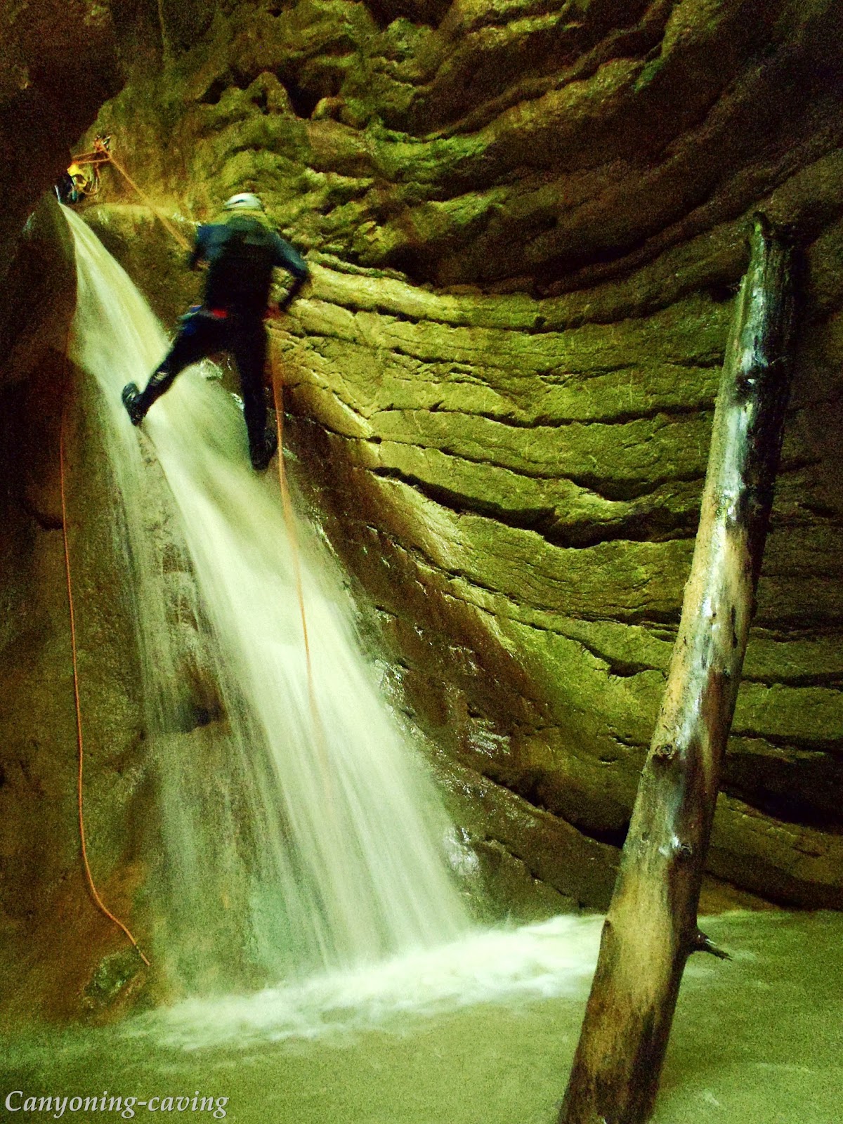 Canyoning - Caving: Φαράγγι Ροσκά, Ευρυτανία