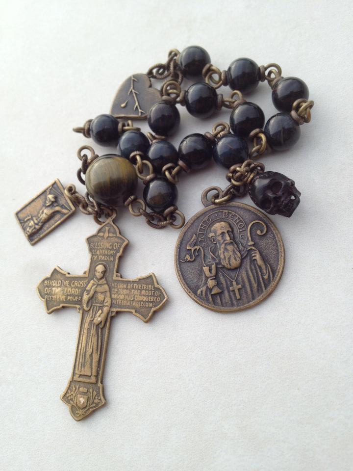 All Beautiful Catholic Beads: Gallery of Past Tenners