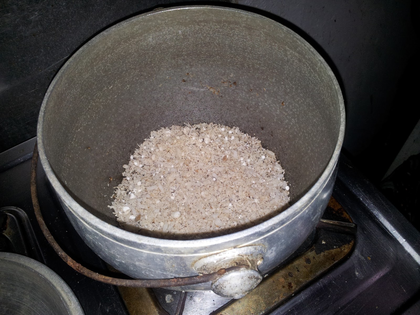 Ishah bakery: Tumpik Lemantak ( Tumpik Sagu)