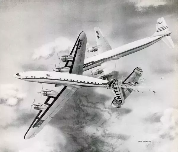 কক্সবাজারে দুই বিমানের মুখোমুখি সংঘর্ষ - Absilon Shafique