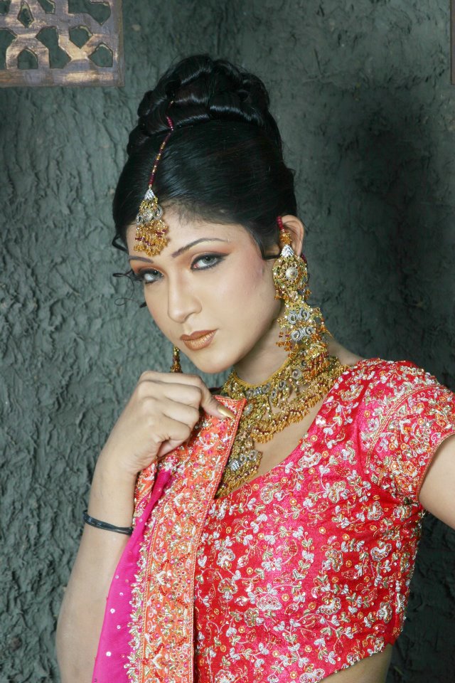 Kiran Balouch sindhi model | Maza Mag