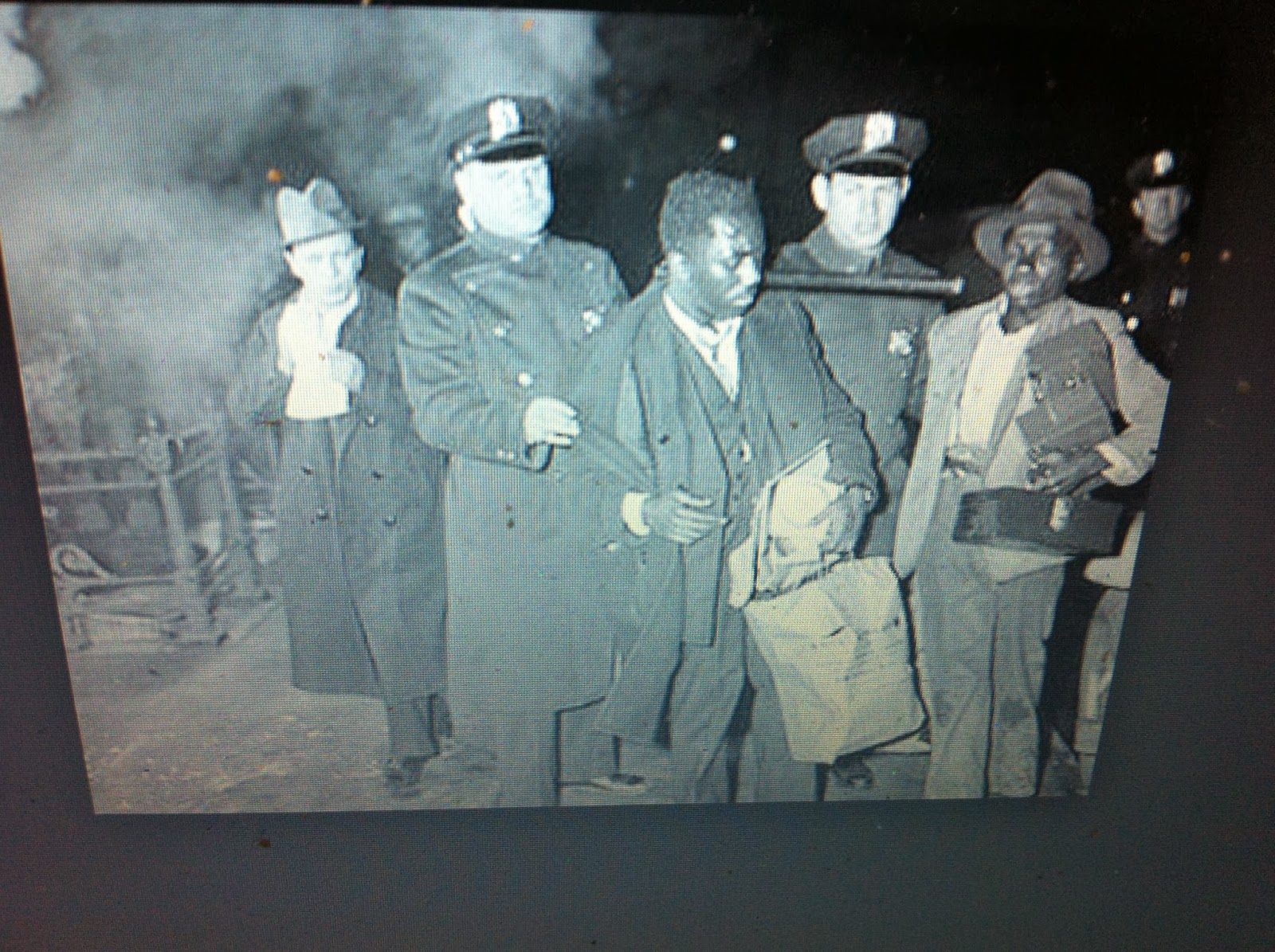 THE BLACK SOCIAL HISTORY:: BLACK SOCIAL HISTORY : THE HARLEM RIOTS OF ...