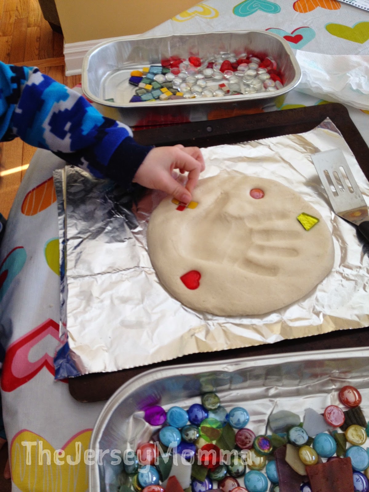 How to Make Salt Dough Memory Stones DIY: Easy Crafts for Kids | The ...