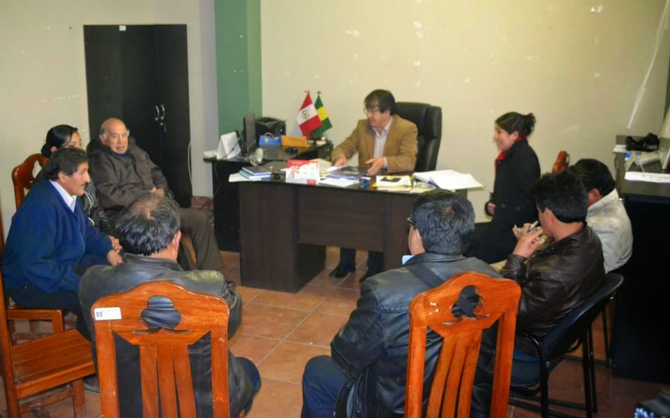 Mirando Nuestro Peru: REGIDORES A FISCALIZAR GESTIÓN DE ALCALDES ...