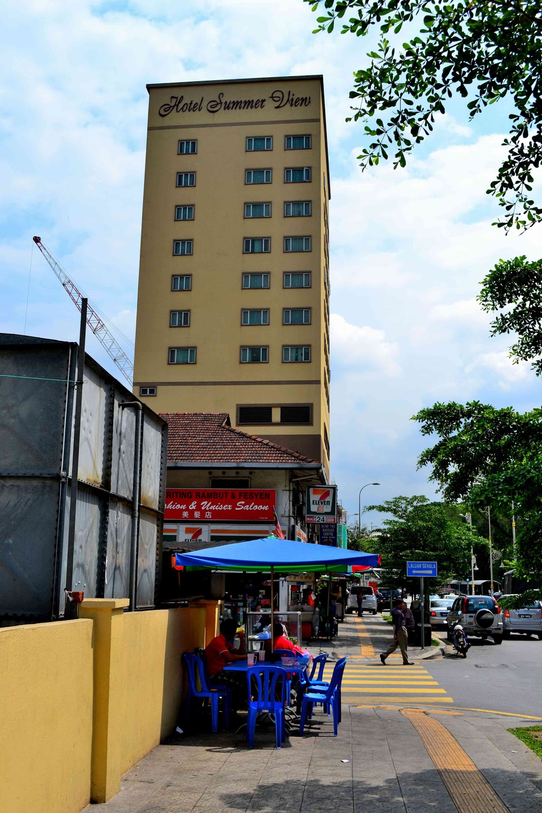 wandering... can't go home: Malaysia - Hotel Summer View