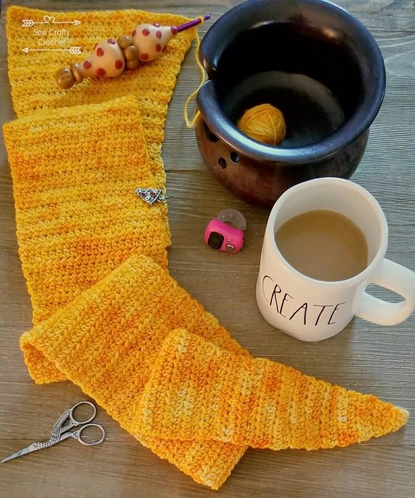 Crochet Pepperoni Pizza Scarf - Sew Crafty Crochet