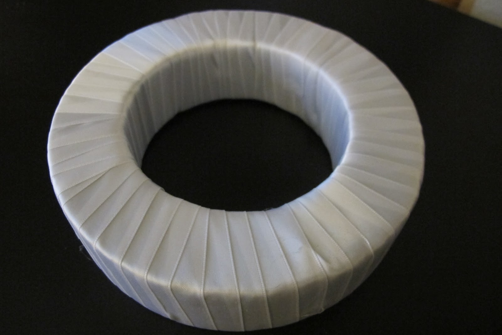 Christmas Paper Straw Wreath DIY - Made with HAPPY