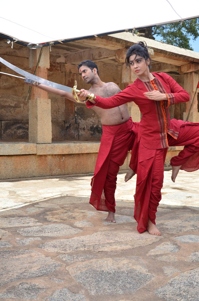 Chandra Movie New Stills - Wallwoods