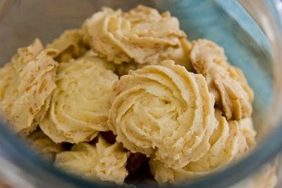 Resep Kue Kering Sagu Rasa Kelapa Sederhana