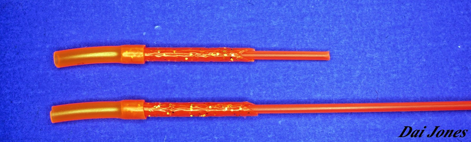 Flies step by step: Prawn tube, step by step.