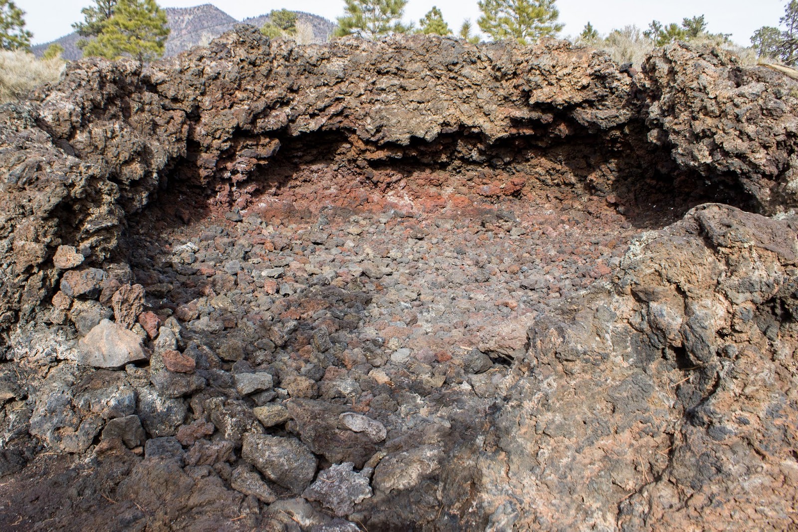 Walking on Lava Flows of Sunset Crater Volcano - Explore the World with ...