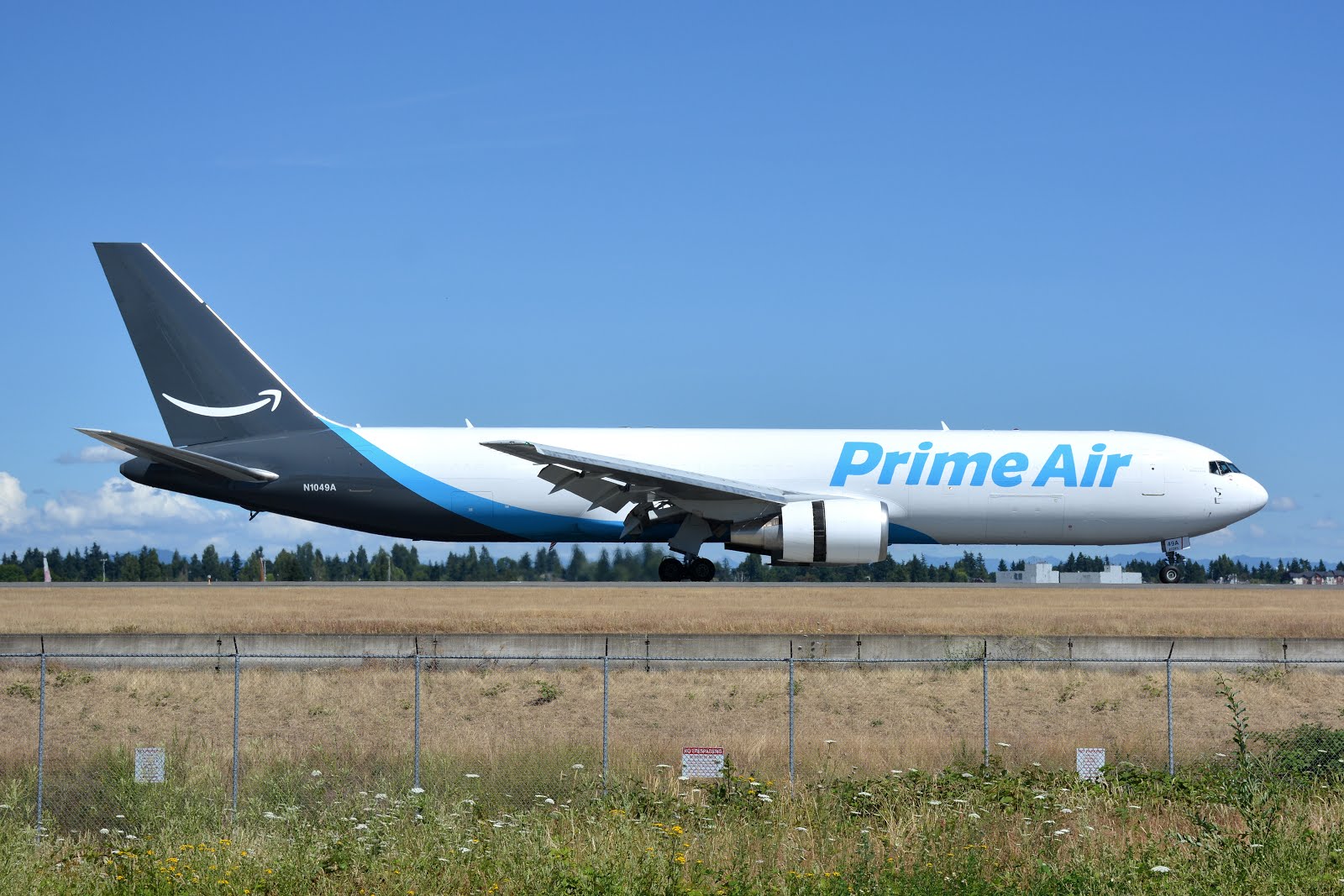 Flyingphotos Magazine News: PRIME AIR - B767-300F - N1049A