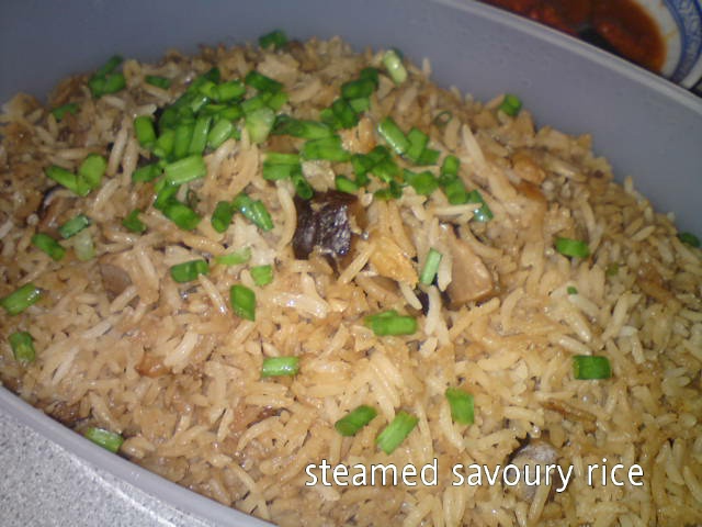 Cooking Pleasure: Steamed Savoury Rice [Kiam P'ng]