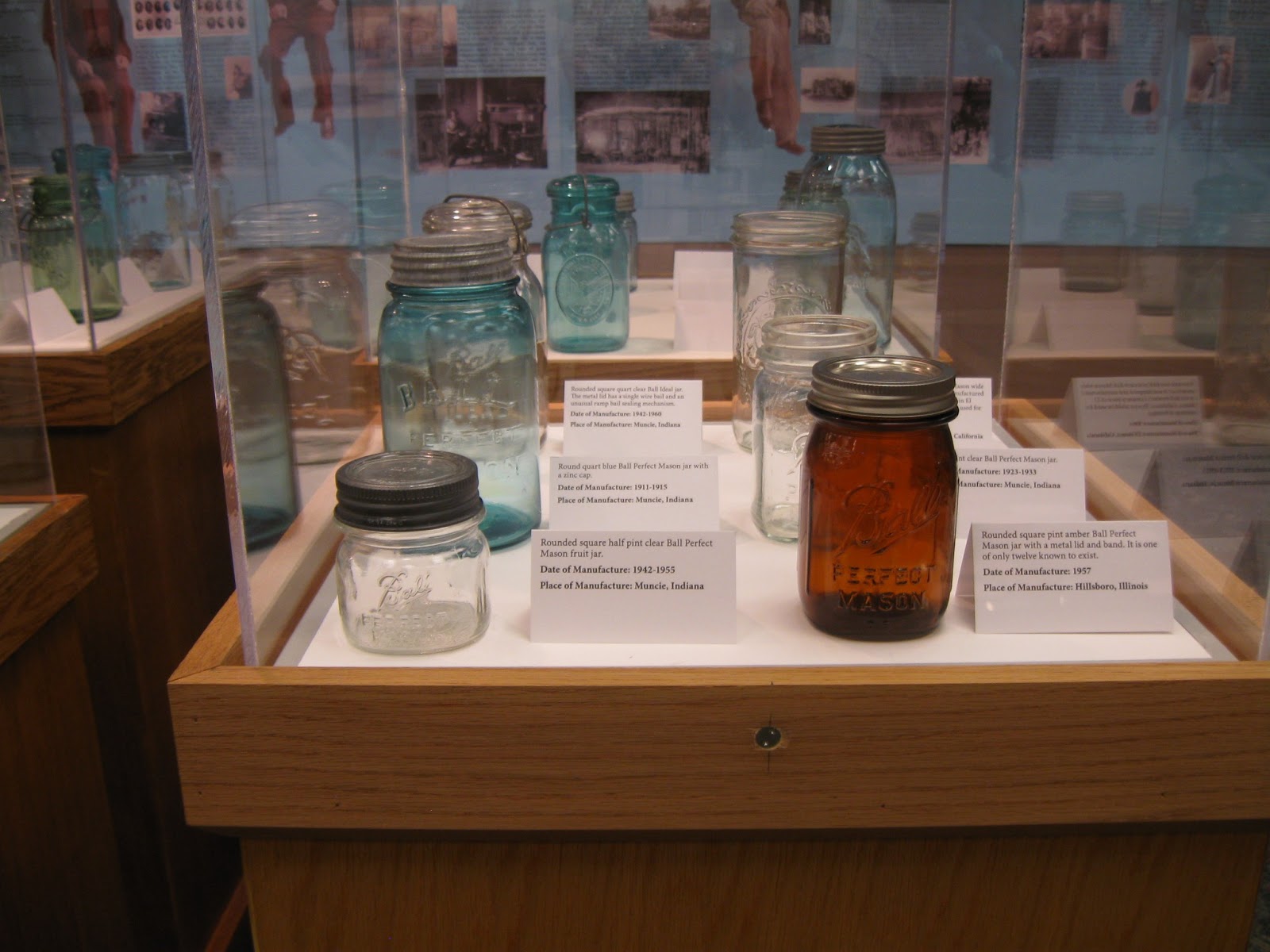 Findlay Bottle Show - Findlay Bottle Club - Ohio - Antique Bottles ...