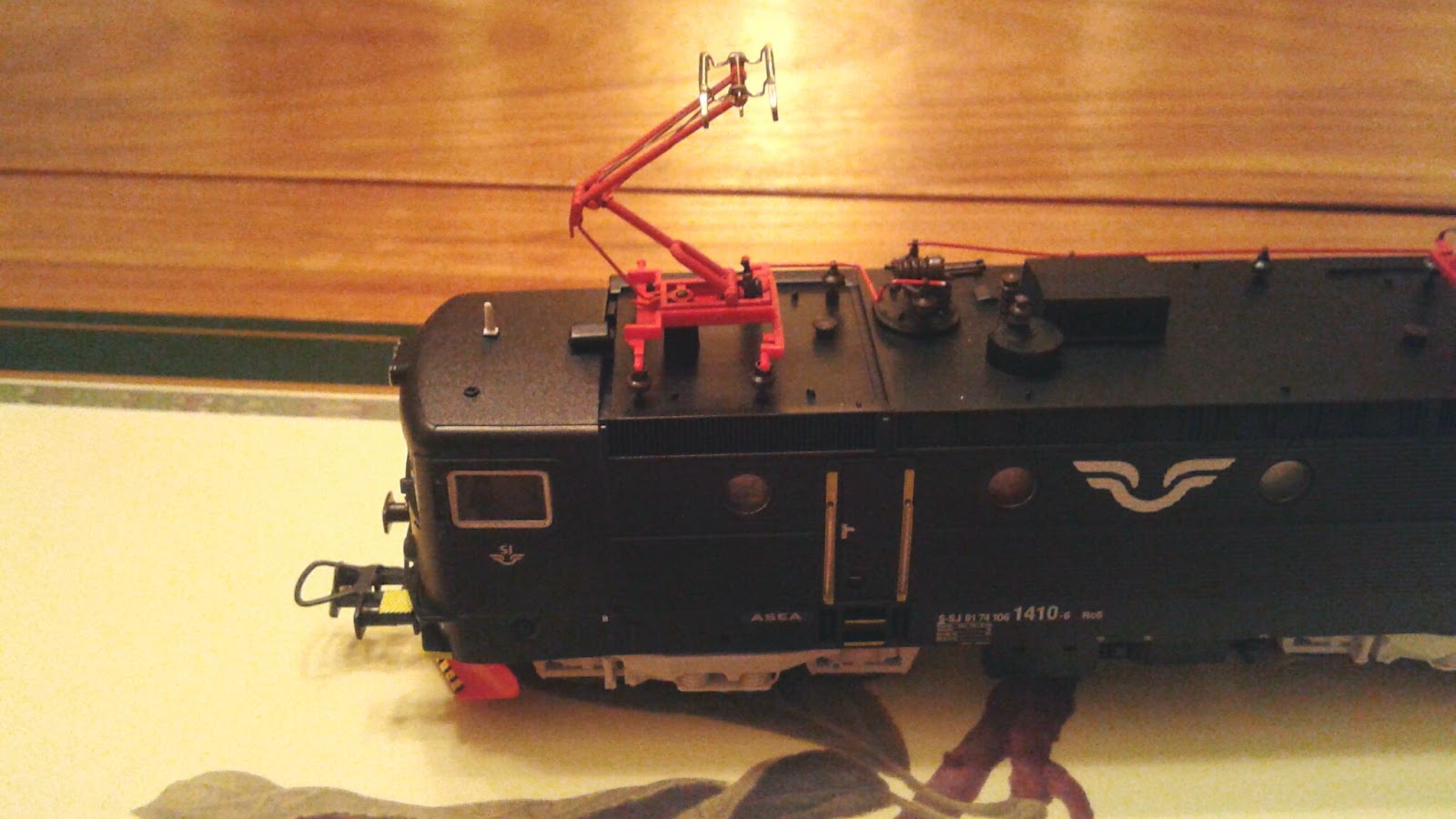 Tågprojektet i Särslöv: Unboxing Roco RC6 i AC utförande