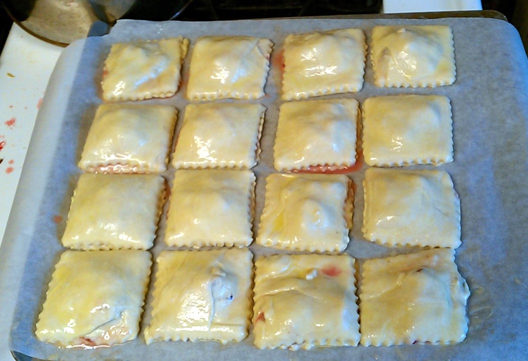 Kissing the Cook: Strawberry-Rhubarb Pastry Ravioli