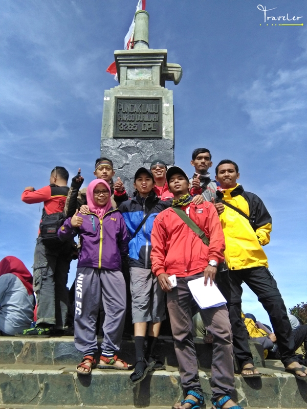 Pendakian Gunung Lawu 3.265 mdpl via Candi Cetho - Manusia Lembah