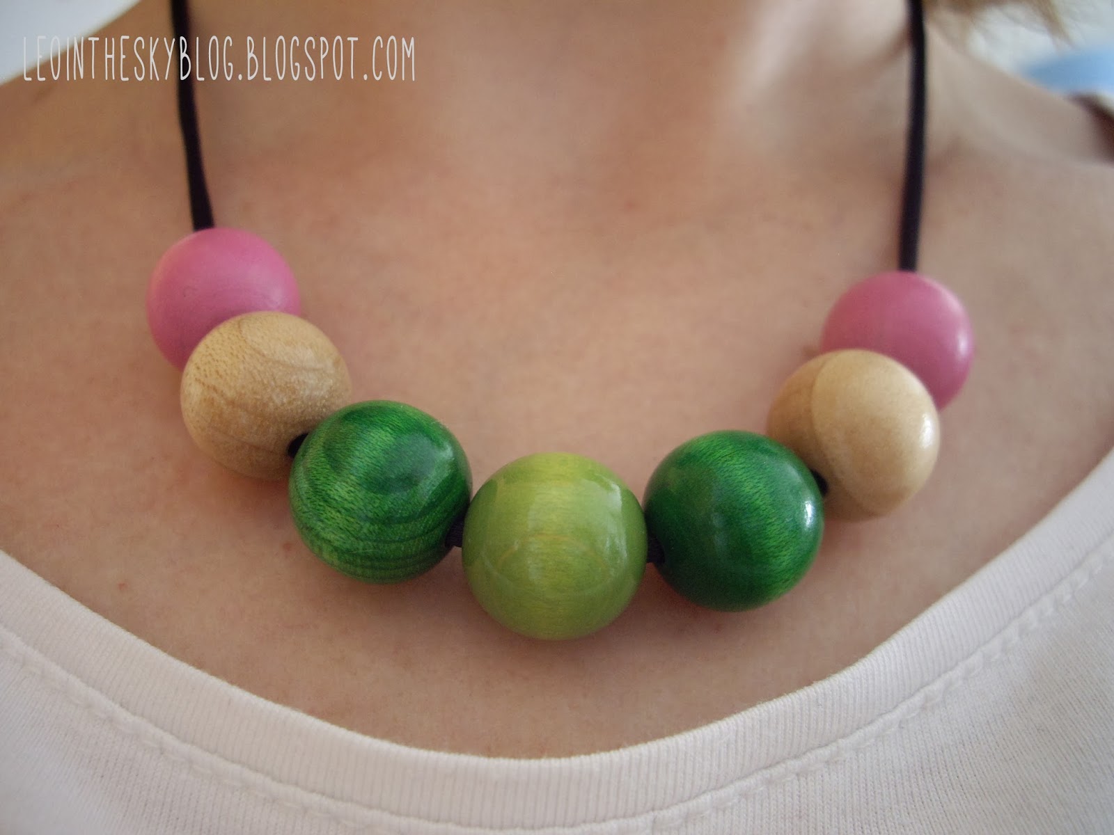 Leo in the Sky: Cómo poner un broche en un cordón