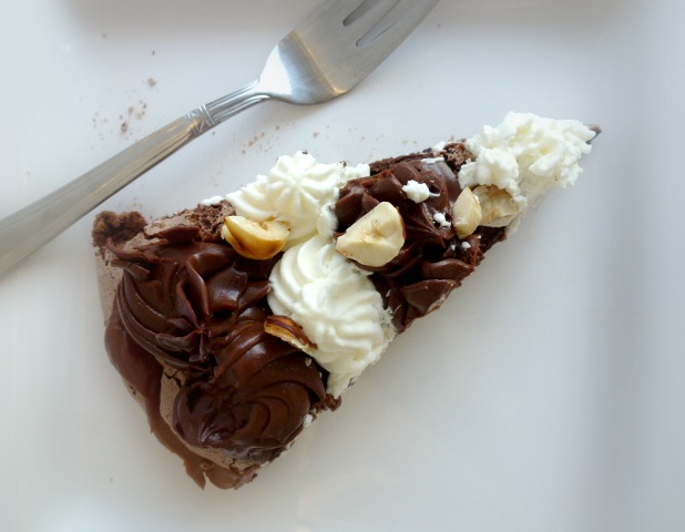 M's Bakery: Ultra čokoladna beze torta / Ultra Chocolate Meringue Cake