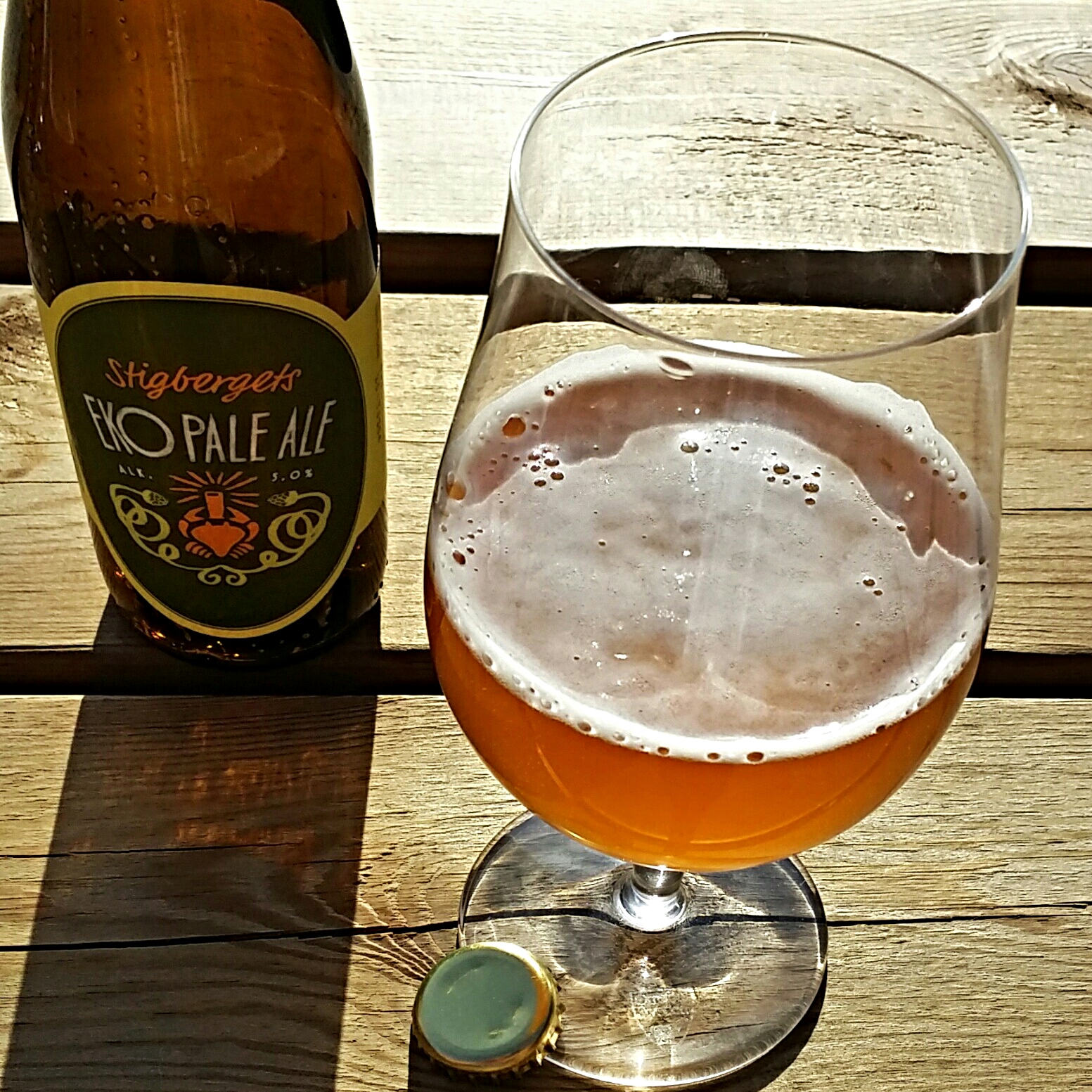 Alf Tycker Om Öl: Alf testar Ölglas - Orrefors Beer