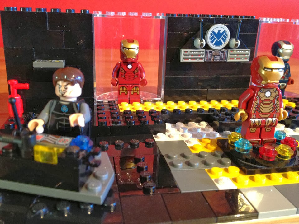 Fully Jointed Play Figures: Lego Iron Man Laboratory part 2