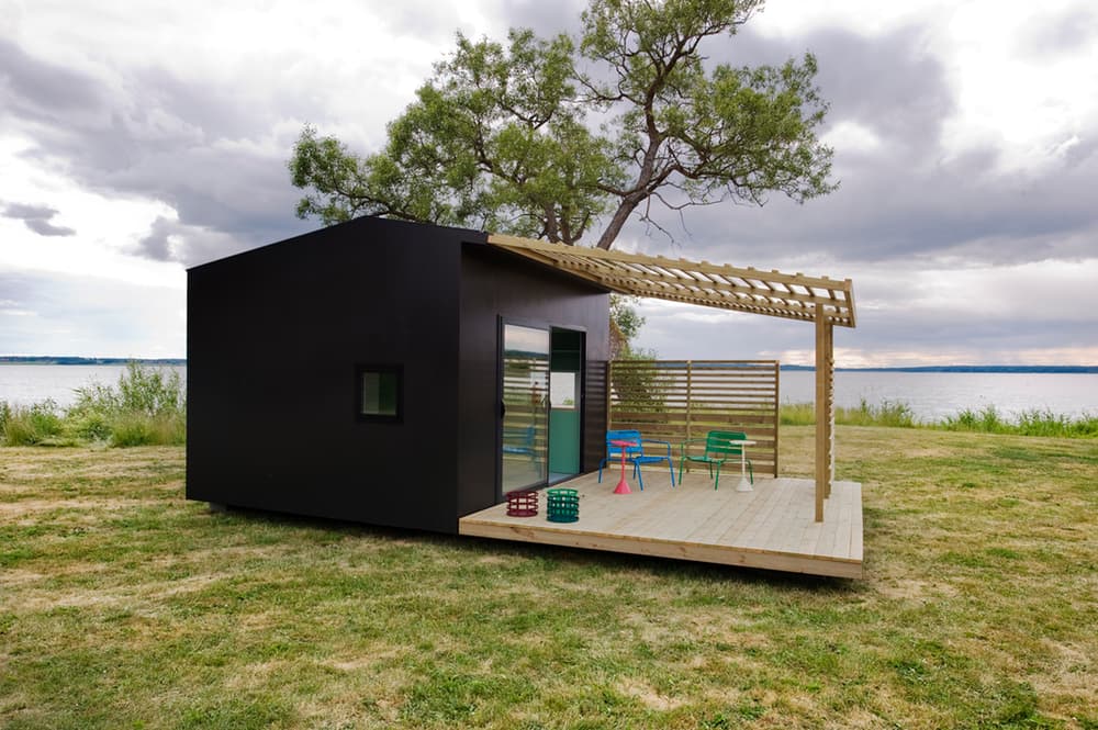 TINY HOUSE TOWN: The Swedish Mini House