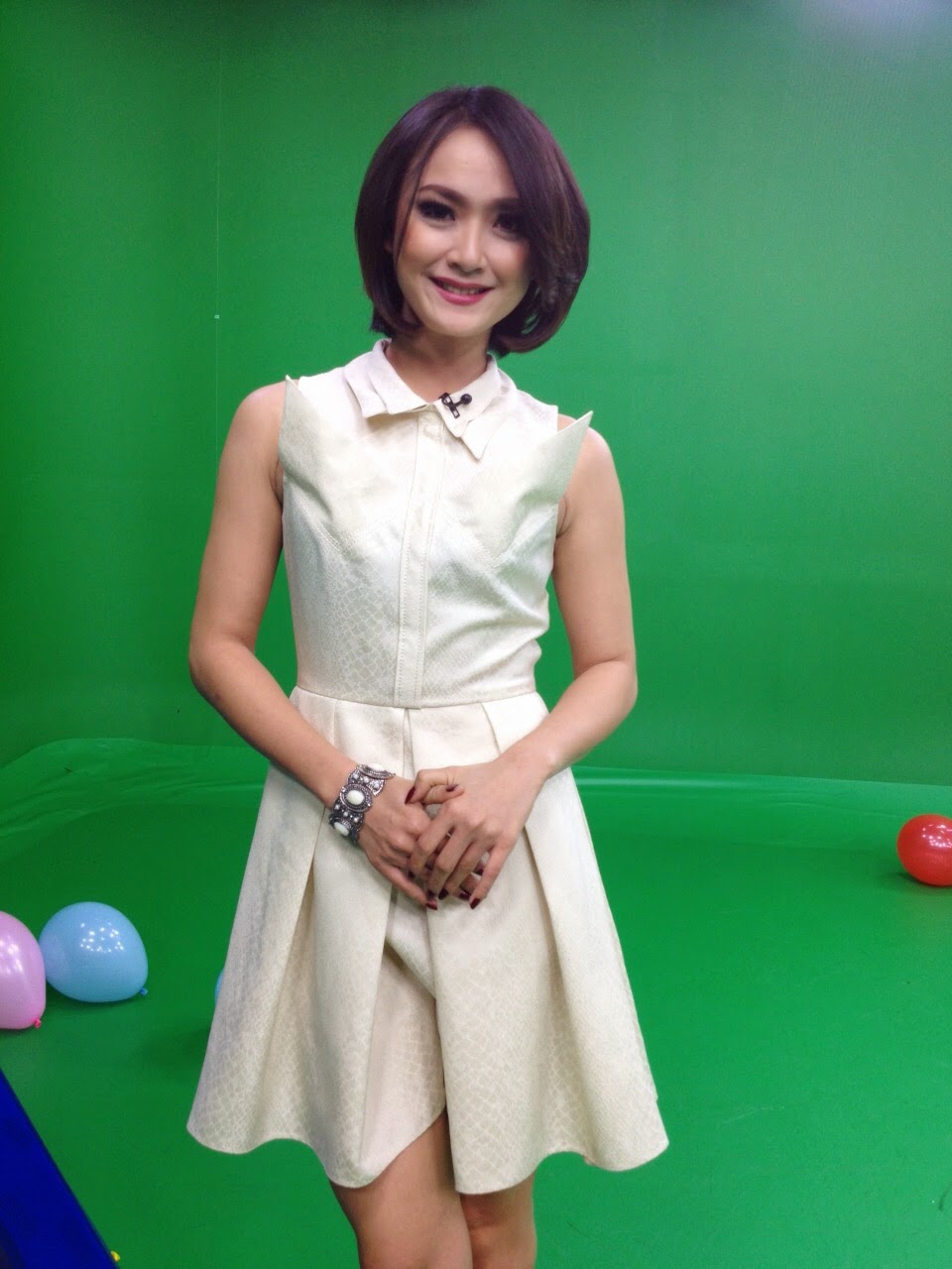 Jessica Tan: HOST INSERT PAGI - TRANS TV