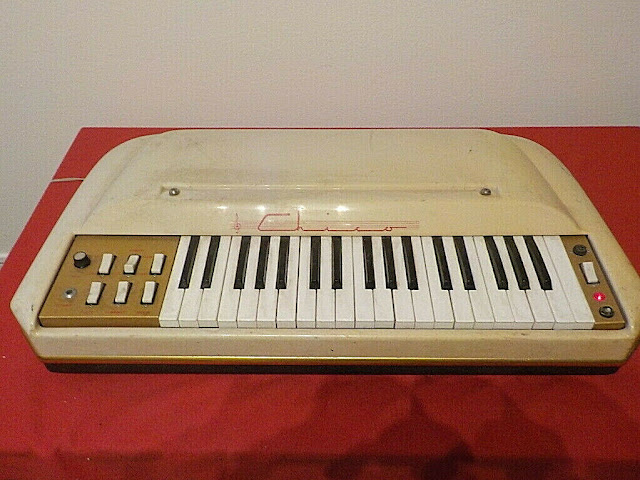 MATRIXSYNTH: BAUER CHICO - Rare Polyphonic Transistor Organ Synth Like ...