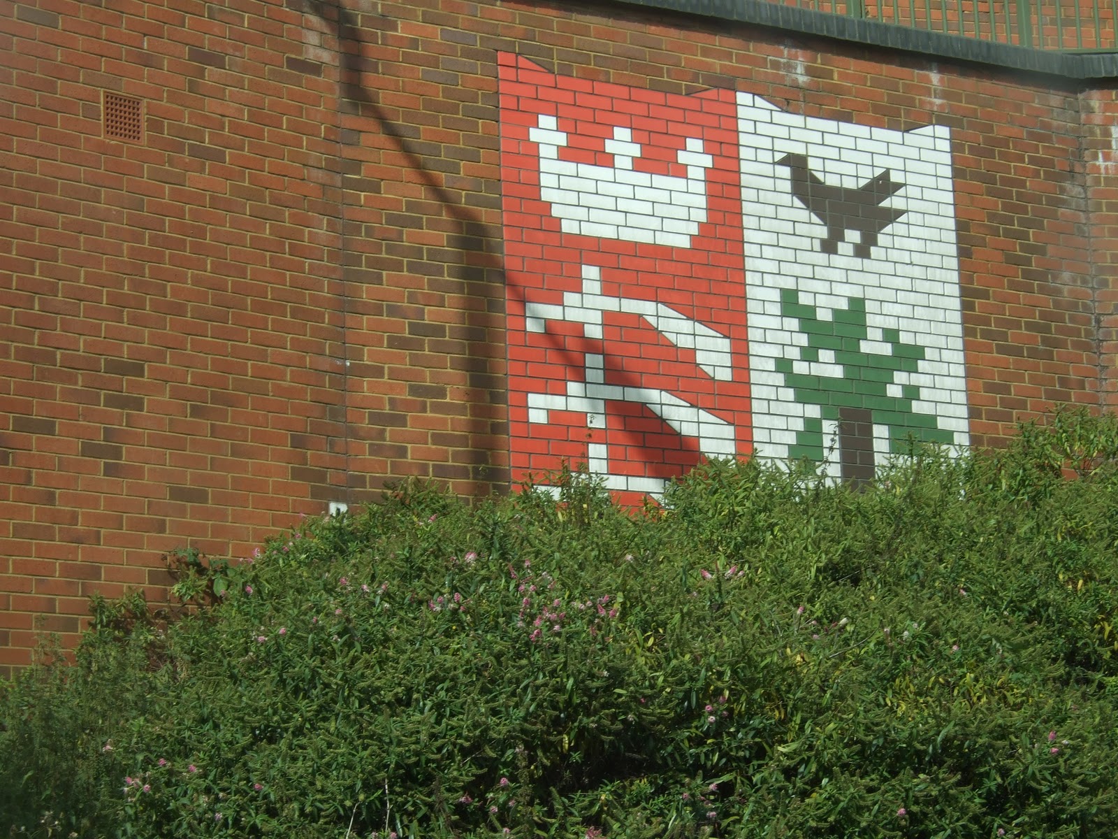 London buses one bus at a time: the return: The Number 232 Route