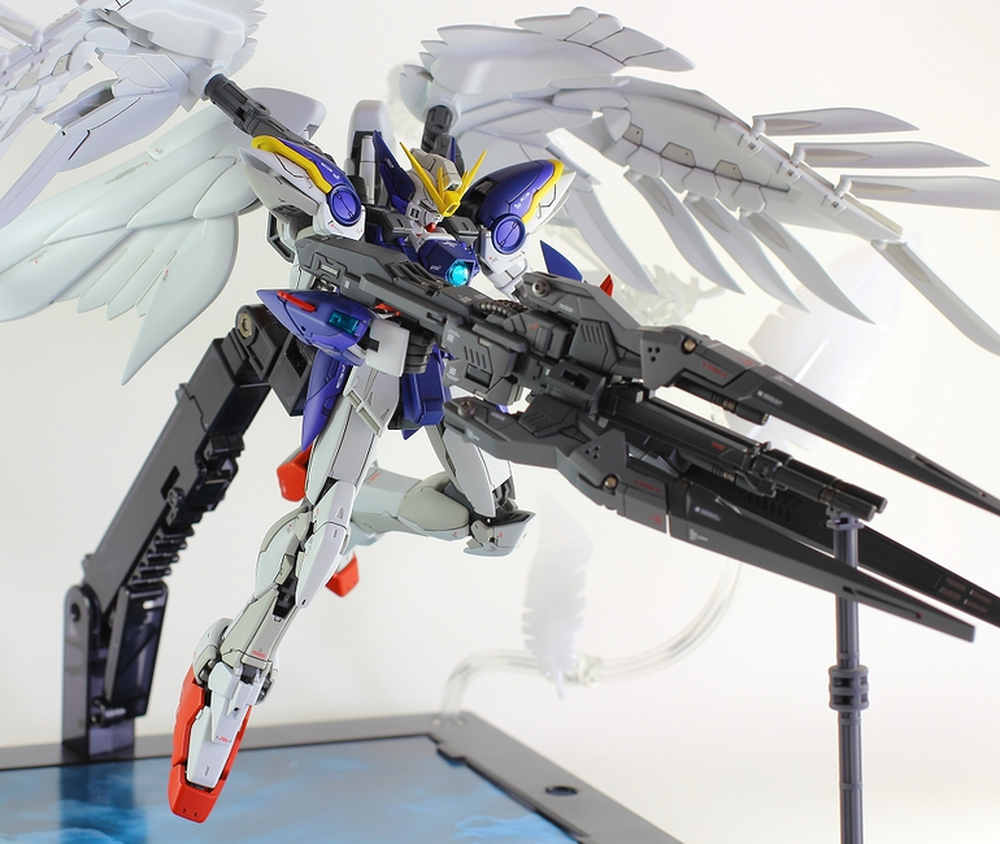 Custom Build: RG 1/144 Wing Gundam Zero EW ver. + Drei Zwerg Buster