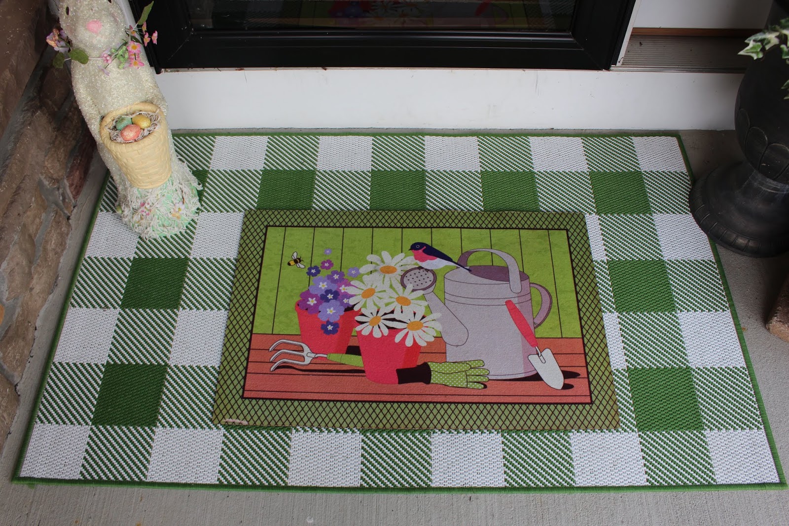 Designs by Pinky: A Spring Greeting, Out Front