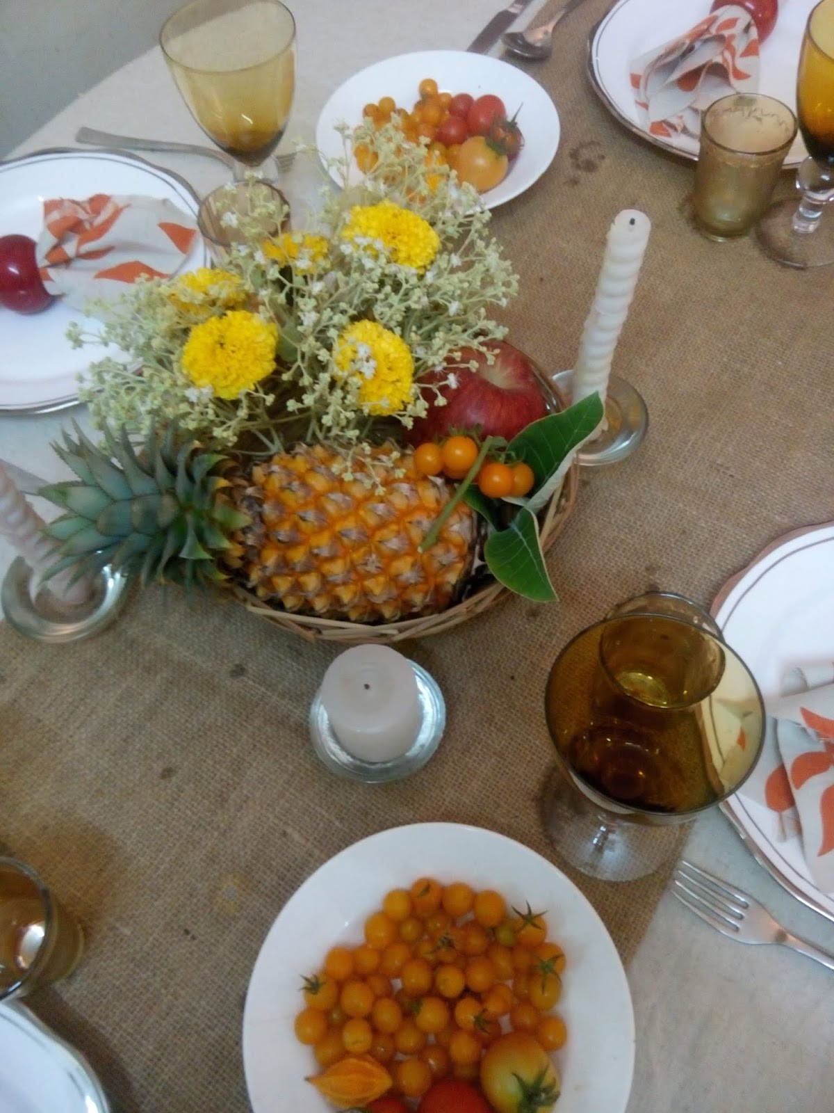 Colorful 'Thanks Giving Table'