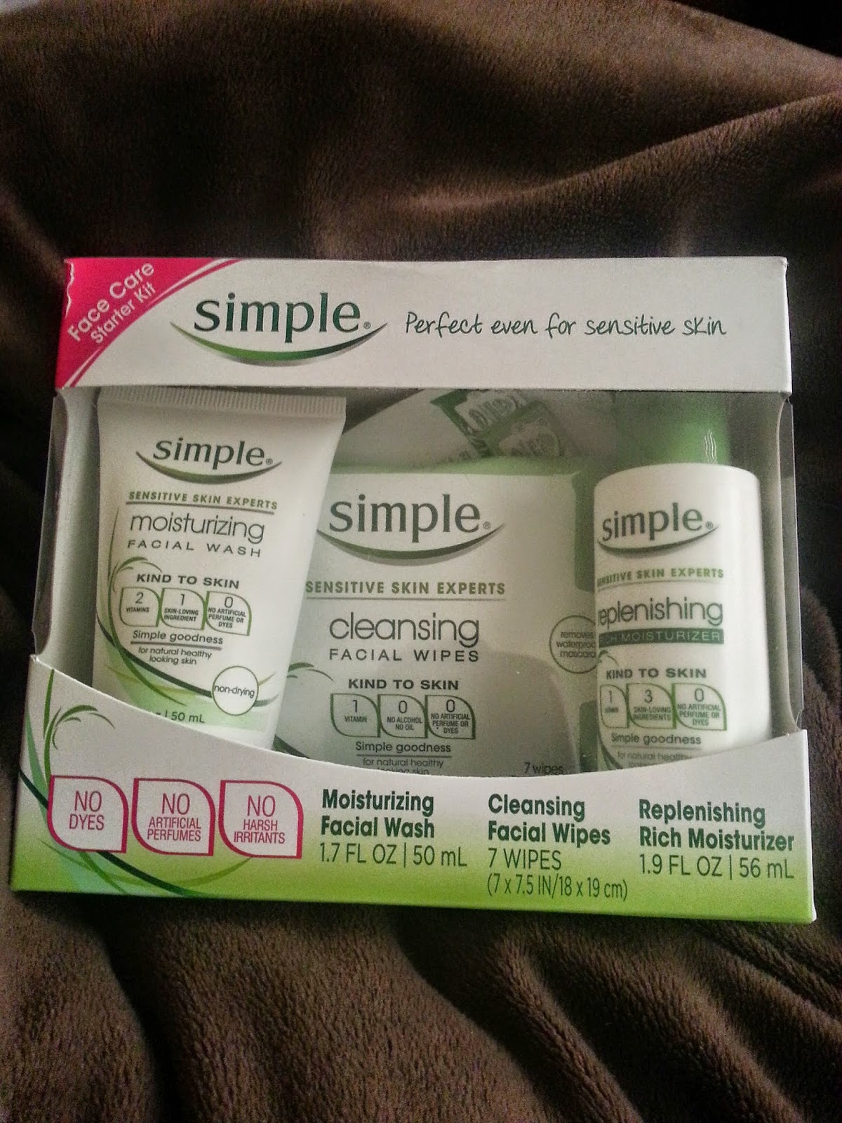 Being Free: ***REVIEW*** Simple Face Care Starter Kit