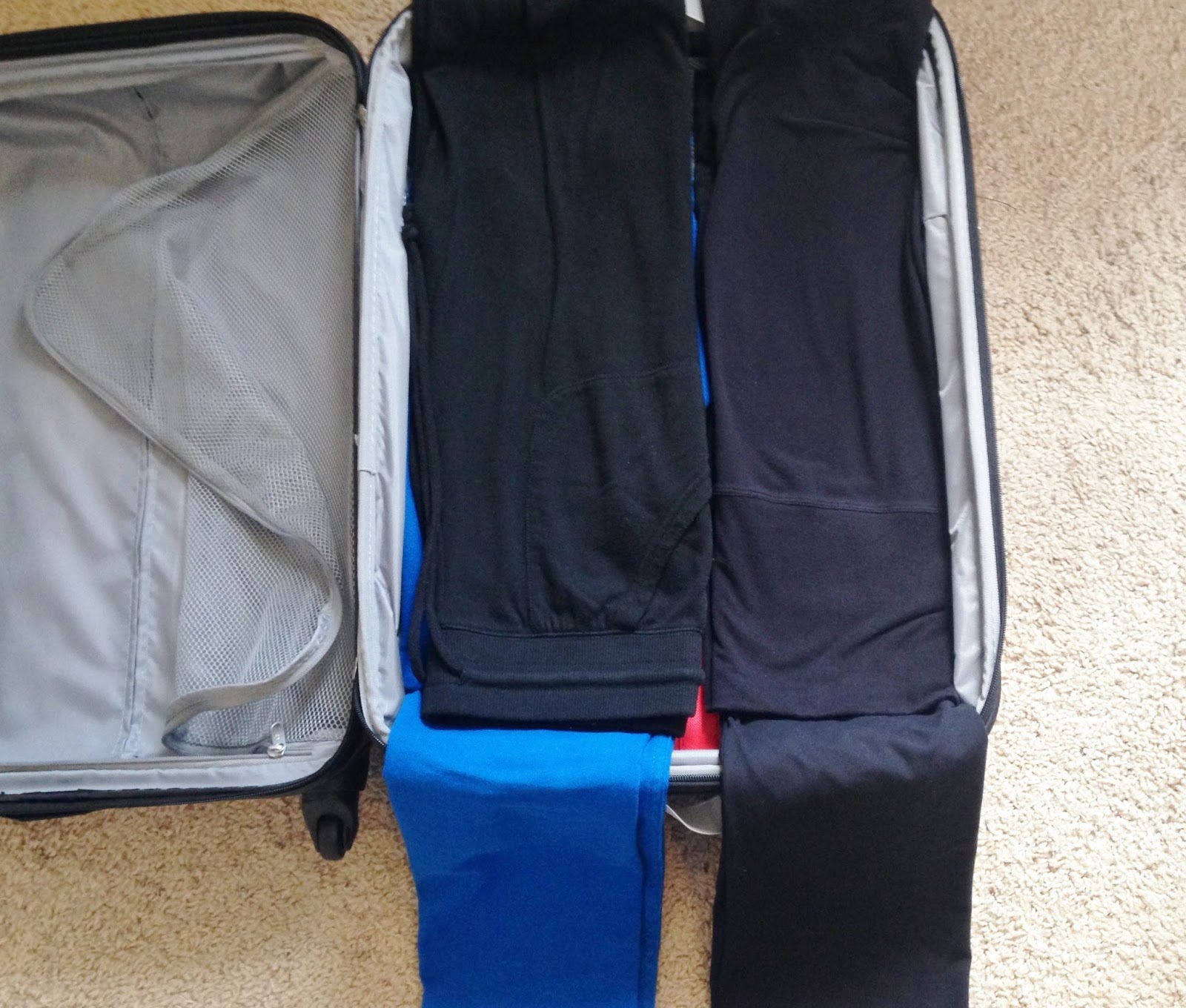 How to Pack a Perfect Suitcase