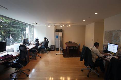 Amazing photos of the world: FaceBook Server Room And Offices