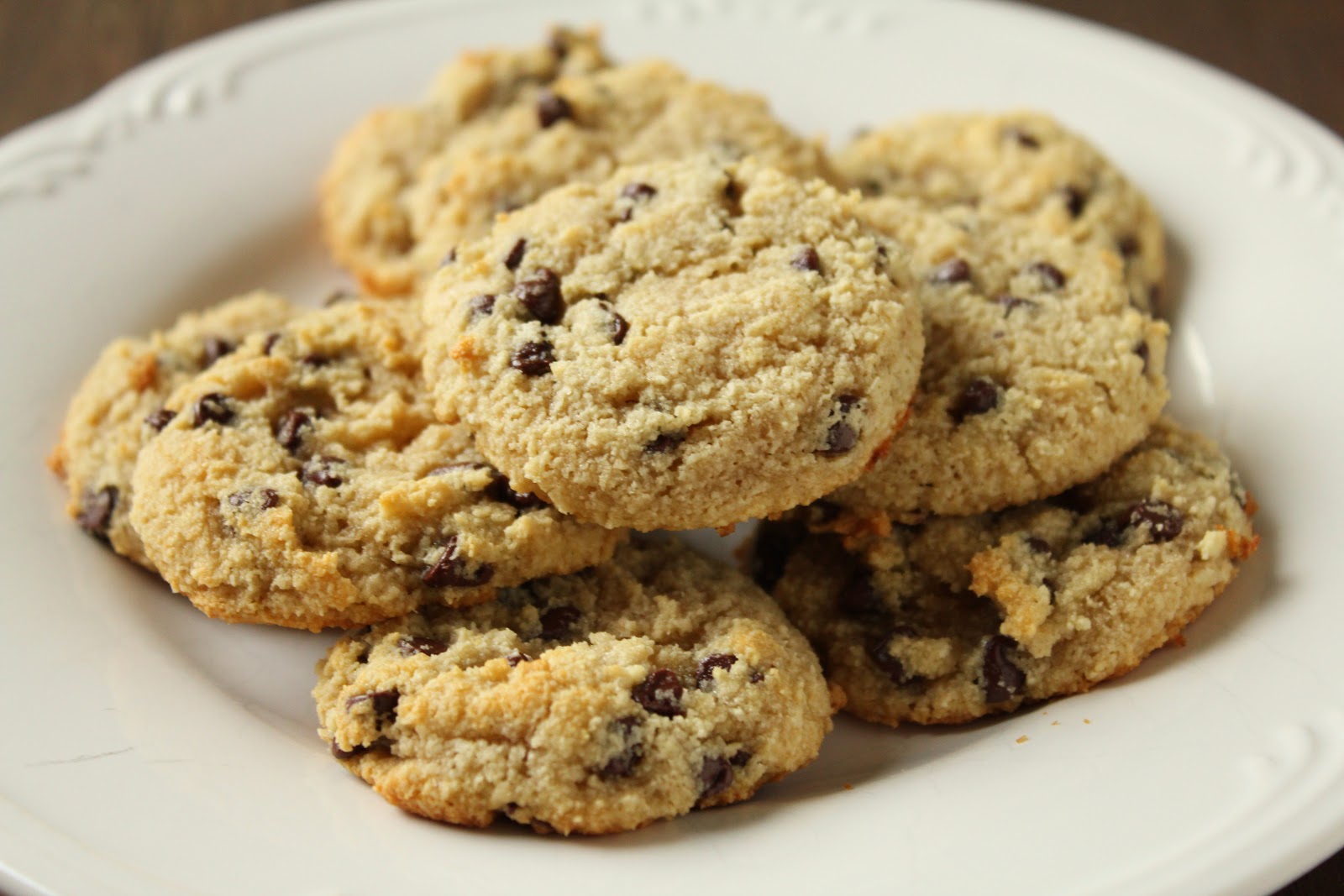 Low-Fructose Soft Chocolate Chip Cookies - Delicious as it Looks