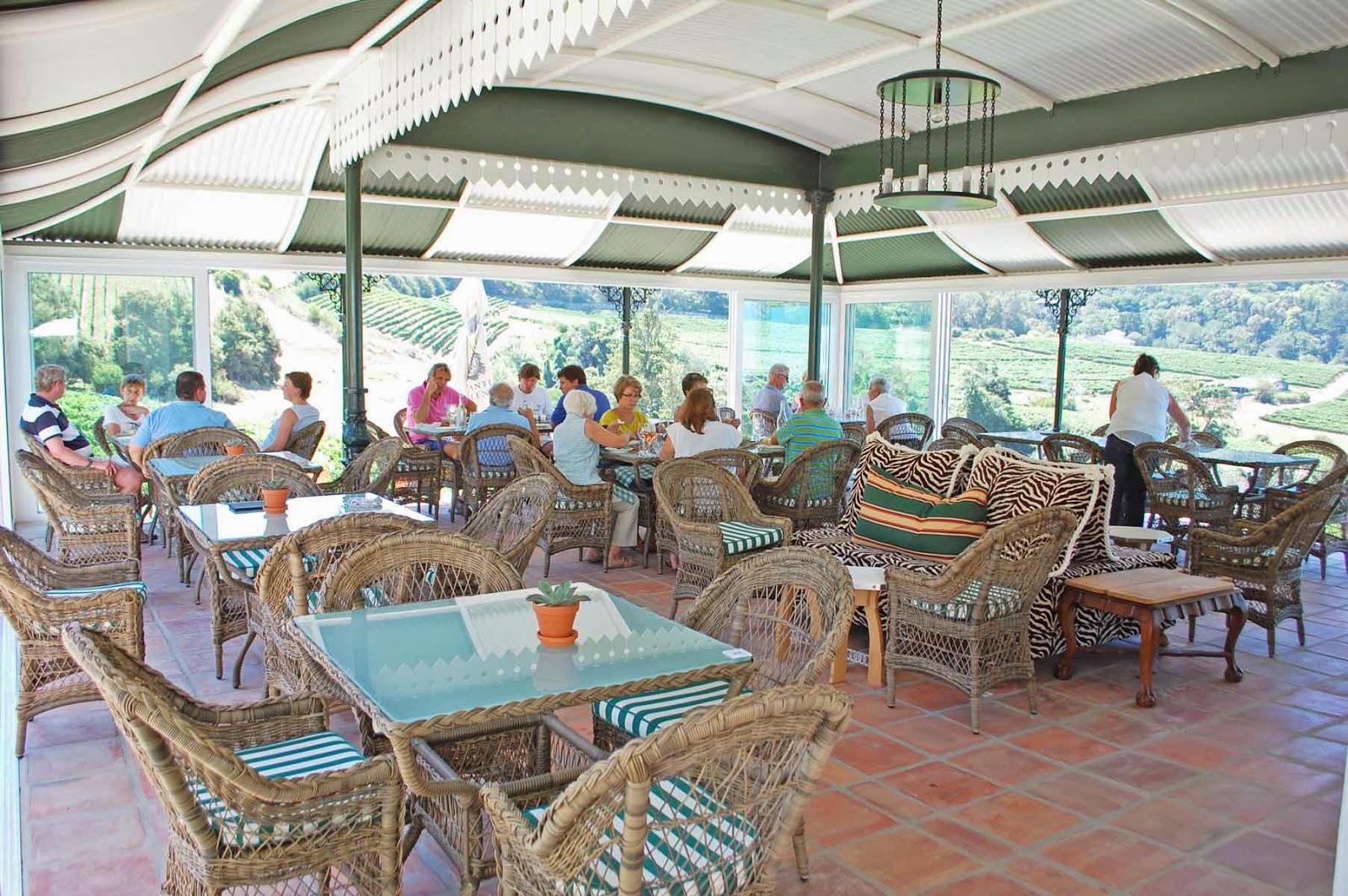 .: The new tasting room at Constantia Glen