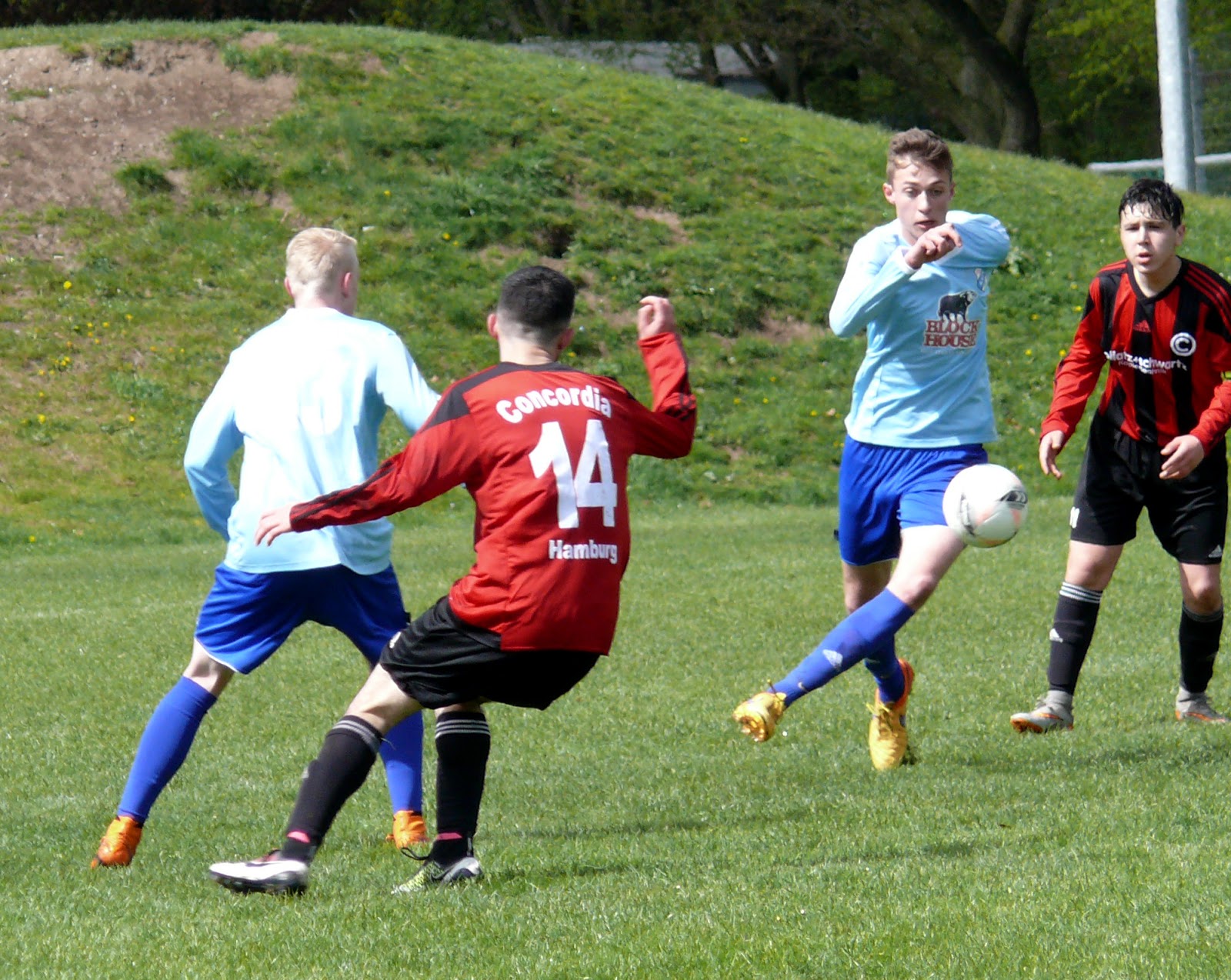 NTSV 99er / 2000er A-Bundesliga: Niendorf gewinnt nach anfänglicher ...