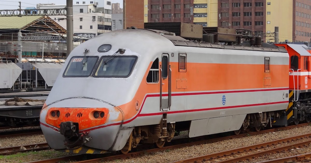 Blair's 鐵道攝影: E1022推拉式電力機車 / TRA E1022 Push-Pull Electric locomotive