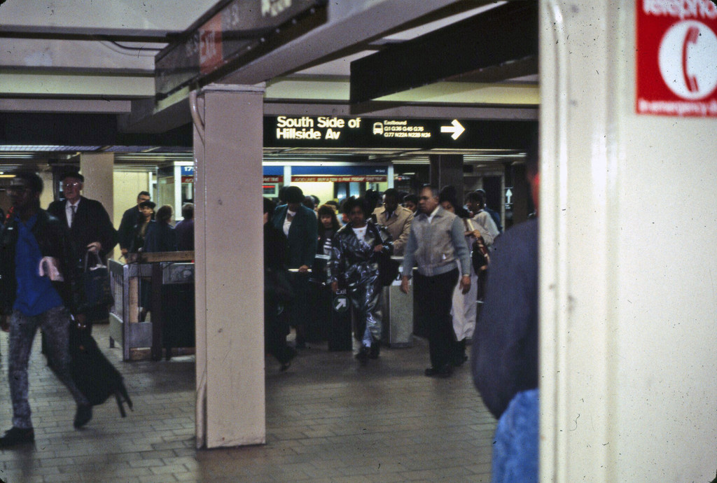 50 Rare and Interesting Photographs of the New York City Subway in the ...