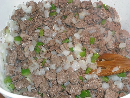 CorningWare 411: Chili Bourguignon - Buffalo Billy's Moose Drool Chili