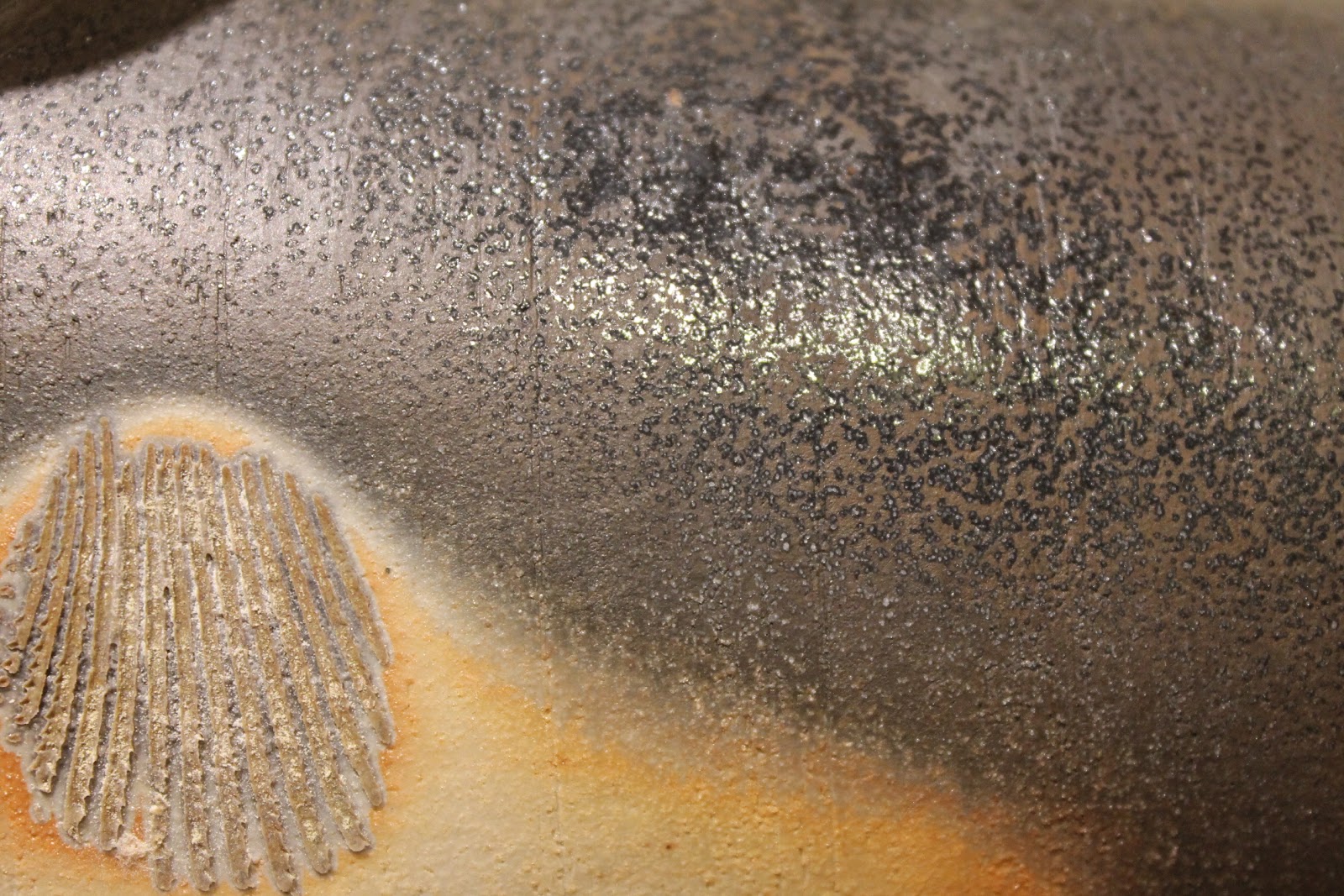 Sara Japanese Pottery: The Beauty of Natural Ash Glaze