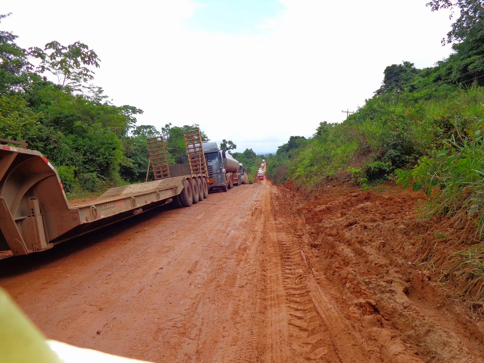 Brasil Novo Notícias: Transamazônica - Atoleiro no km 205 provoca ...