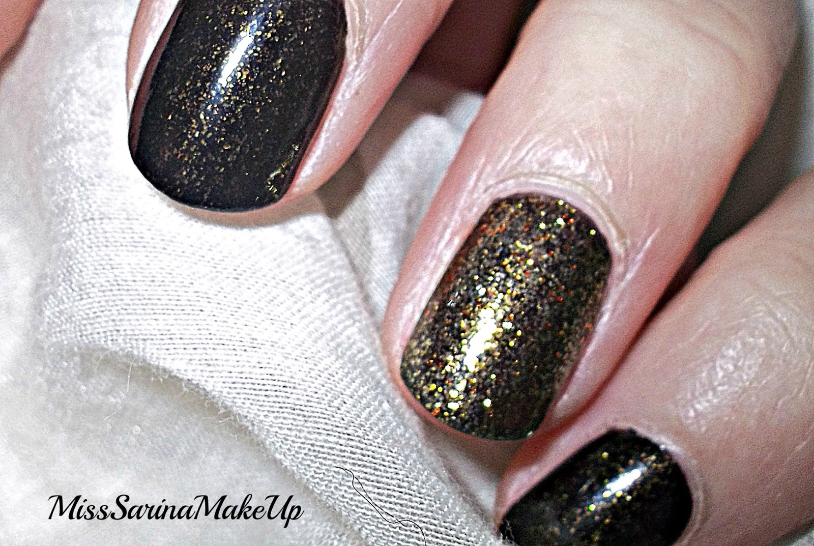 Quello che so sui cosmetici: Aggressive nails.